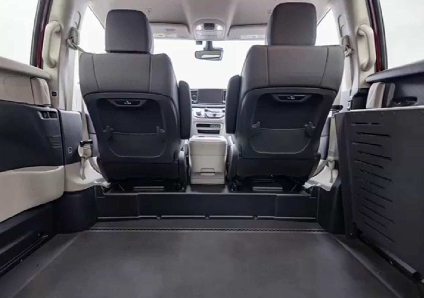 BraunAbility Chrysler Voyager CompanionVan Wheelchair Van